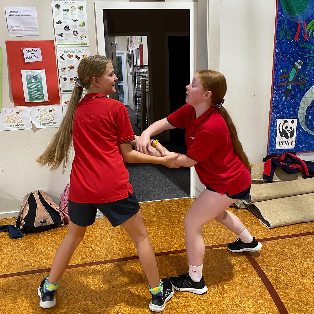 Self Defence for Girls - HAI-YAH!