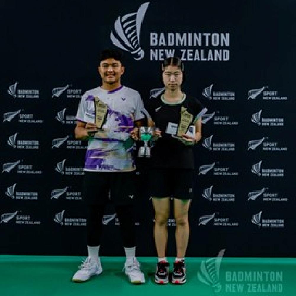 🏸 Raphael Deloy wins National Under 19 Badminton titles 🥇