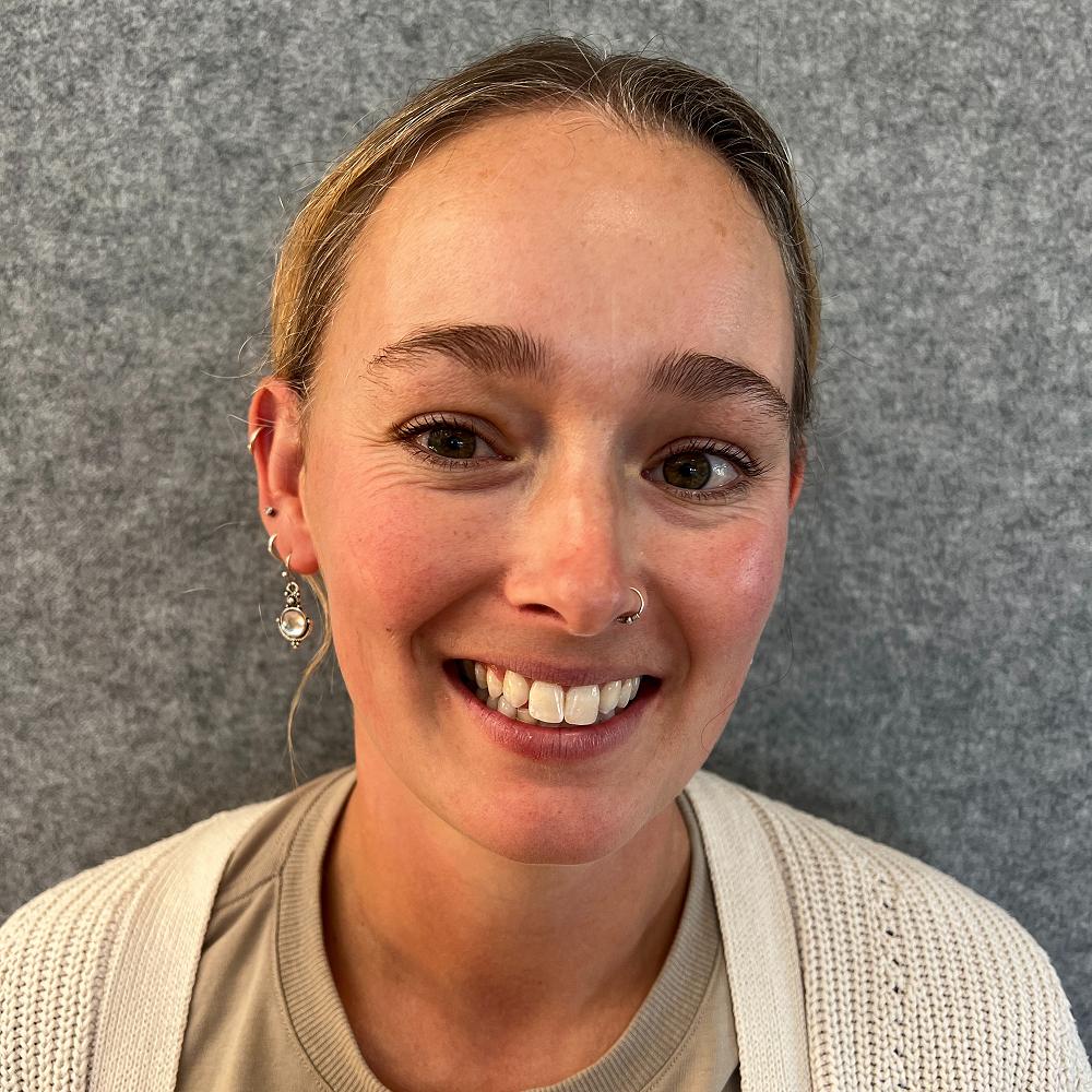 Hannah Whitlow — Staff Profiles