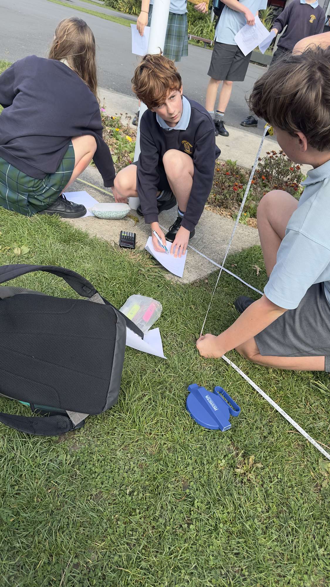 Trigonometry in action: measuring the world around us