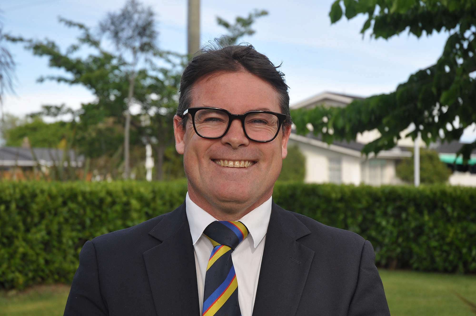 Nau mai, haere mai, talofa lava, malo e lelei, bula vinaka, kia orana ...