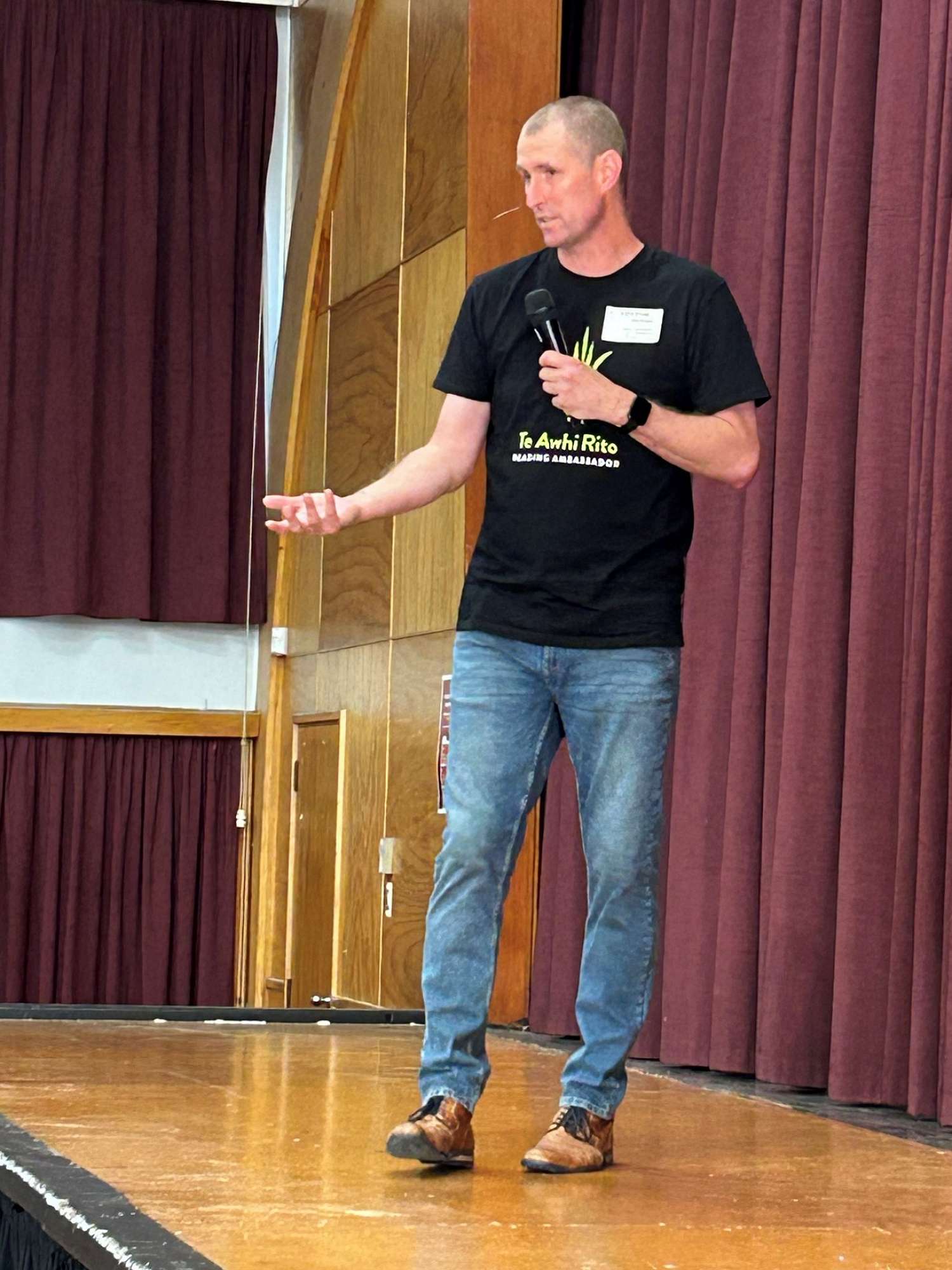 Alan Dingley - Te Awhi Rito Reading Ambassador