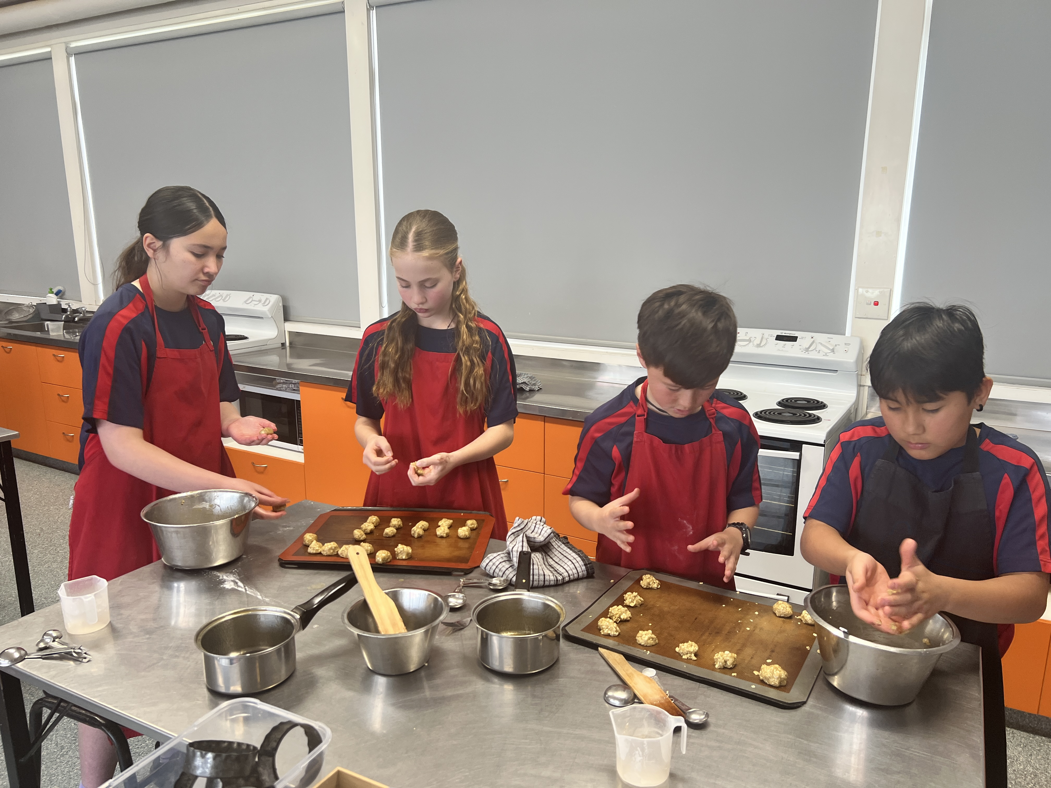 Year 7's in the Kitchen | Balmacewen Intermediate