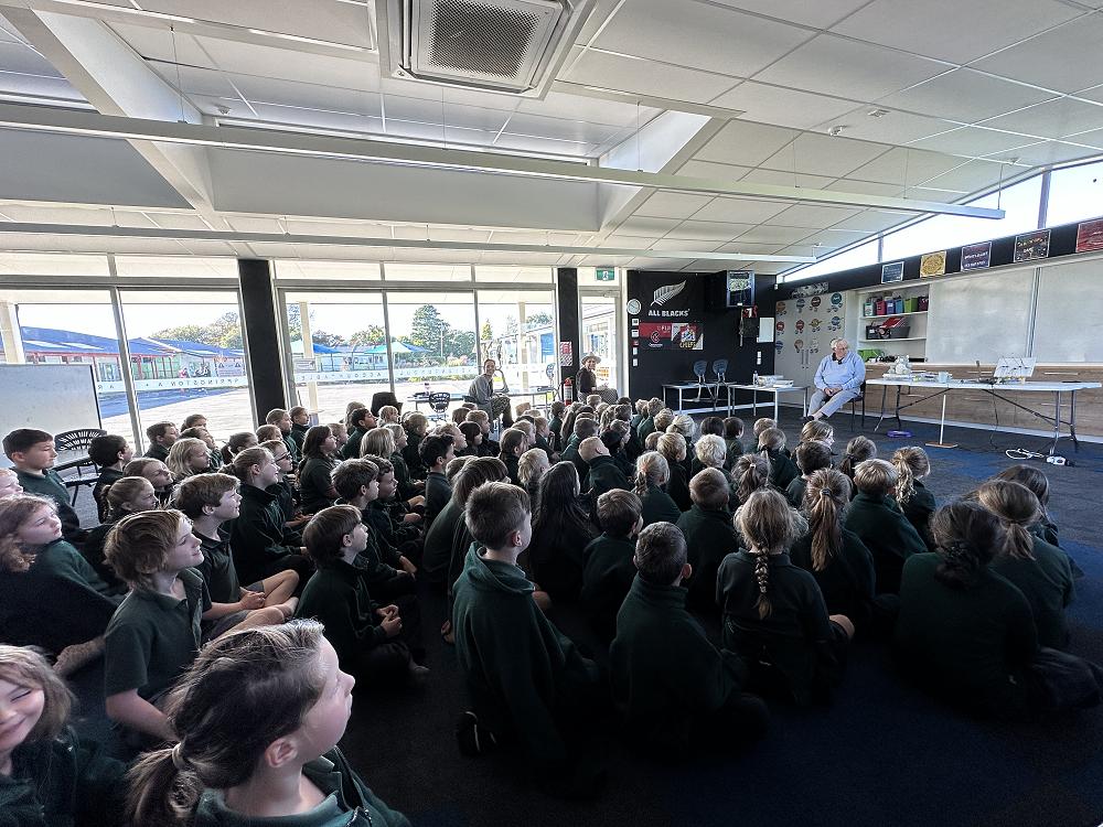 Des Hunt - Author — Newsletter 19 May 2023