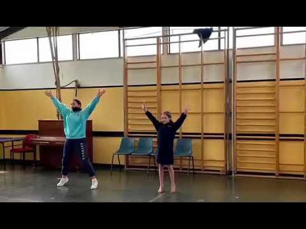 Video: Active Southland Dance with Lilly