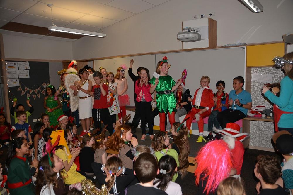 Amesbury School Digest