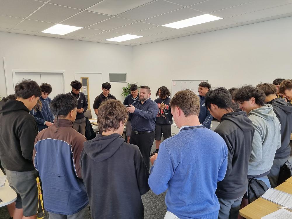 Good Neighbour Tutuki Course