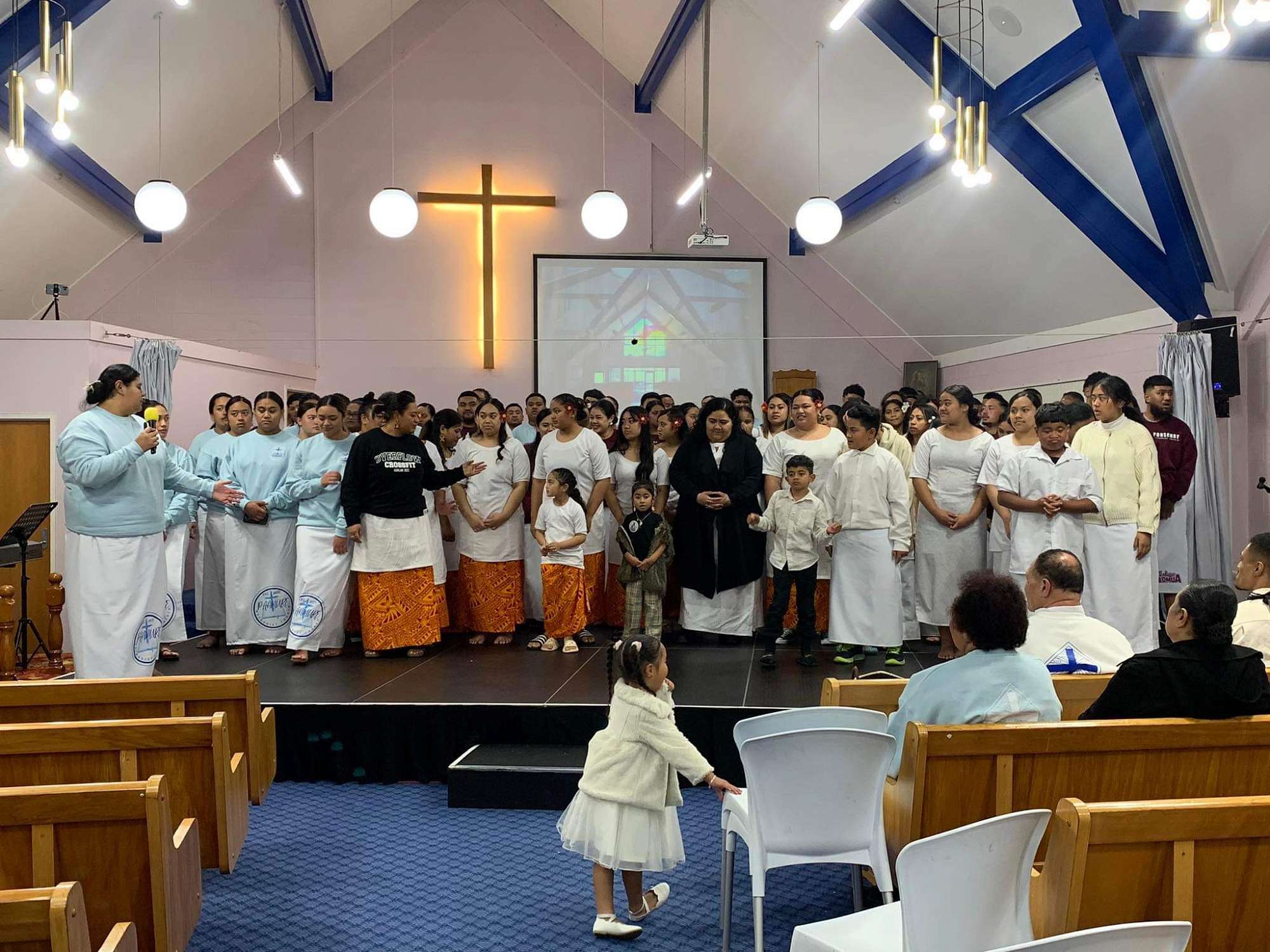 The World Blinds and the Word Opens Minds